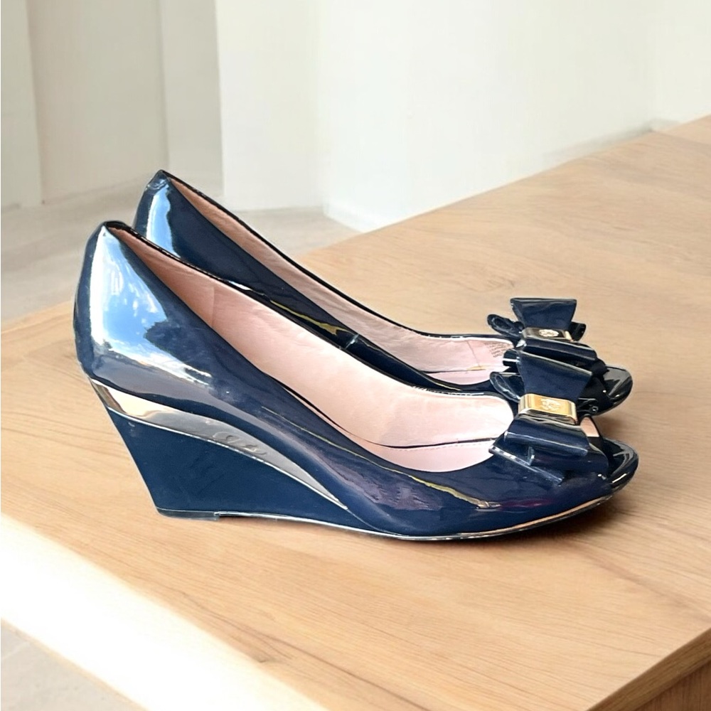Vince Camuto Patent Leather Blue Wedges With Bow Size… - Gem